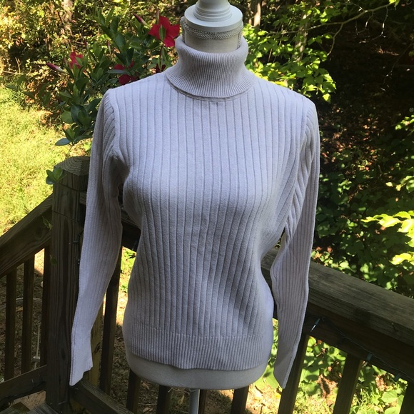 JEANNE PIERRE | Sweaters | Jeanne Pierre Off White Cream Turtleneck ...